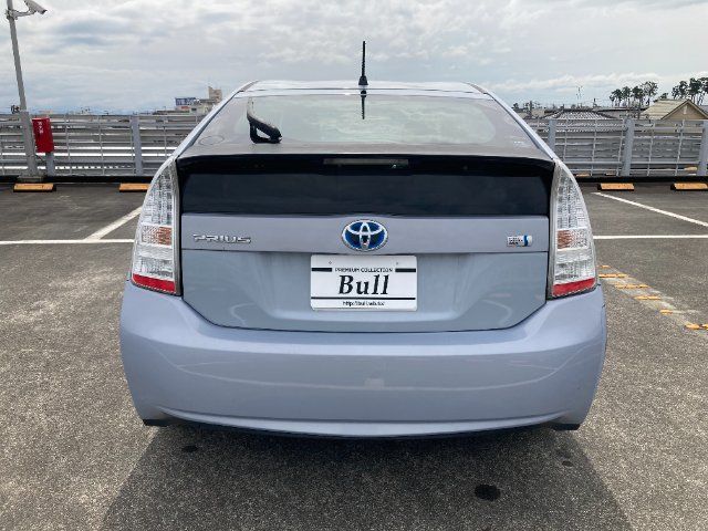 TOYOTA PRIUS – SS Motors Japan